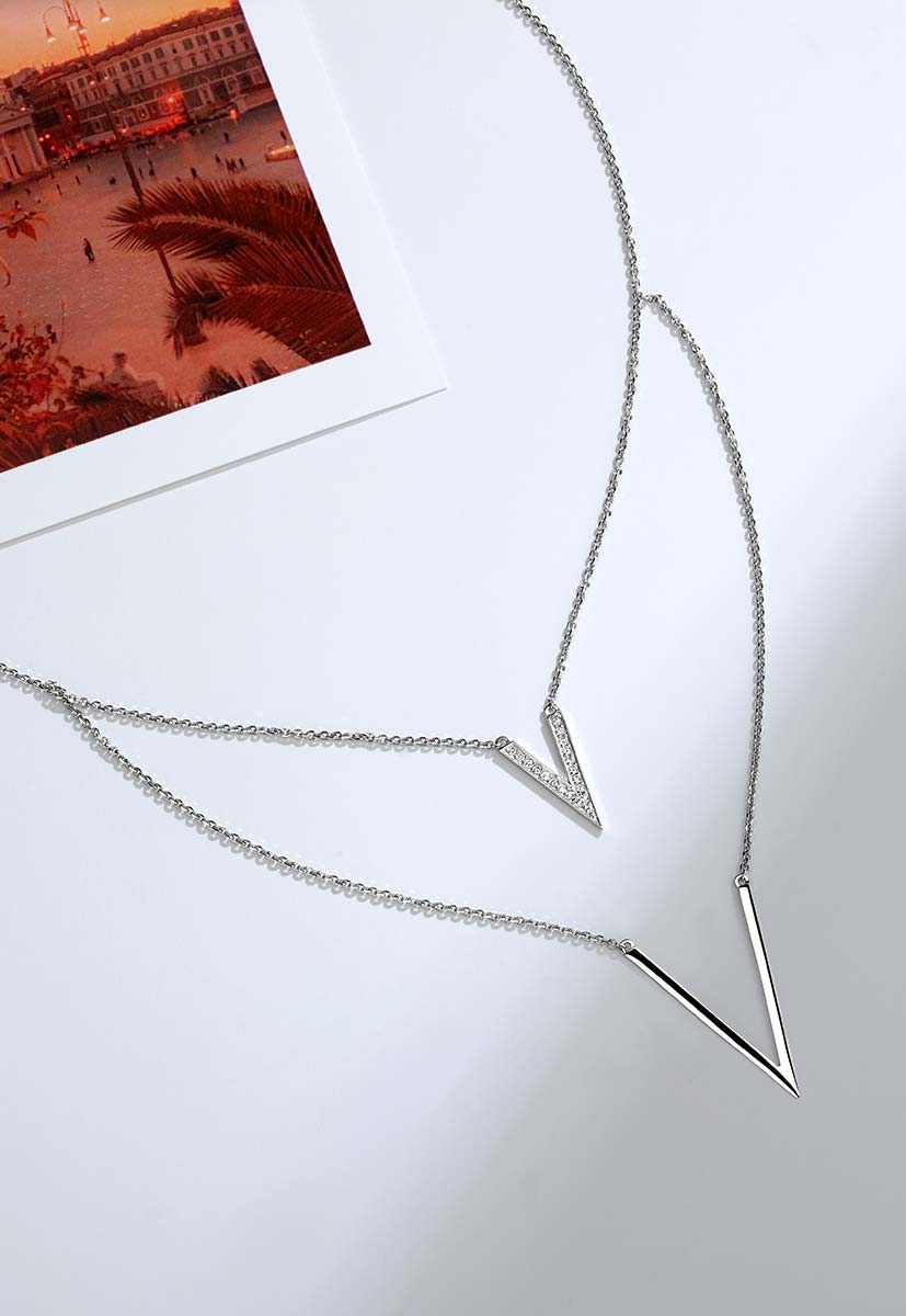 Колье в ювелирном магазине AllTime. Купите колье с доставкой по Москве ...